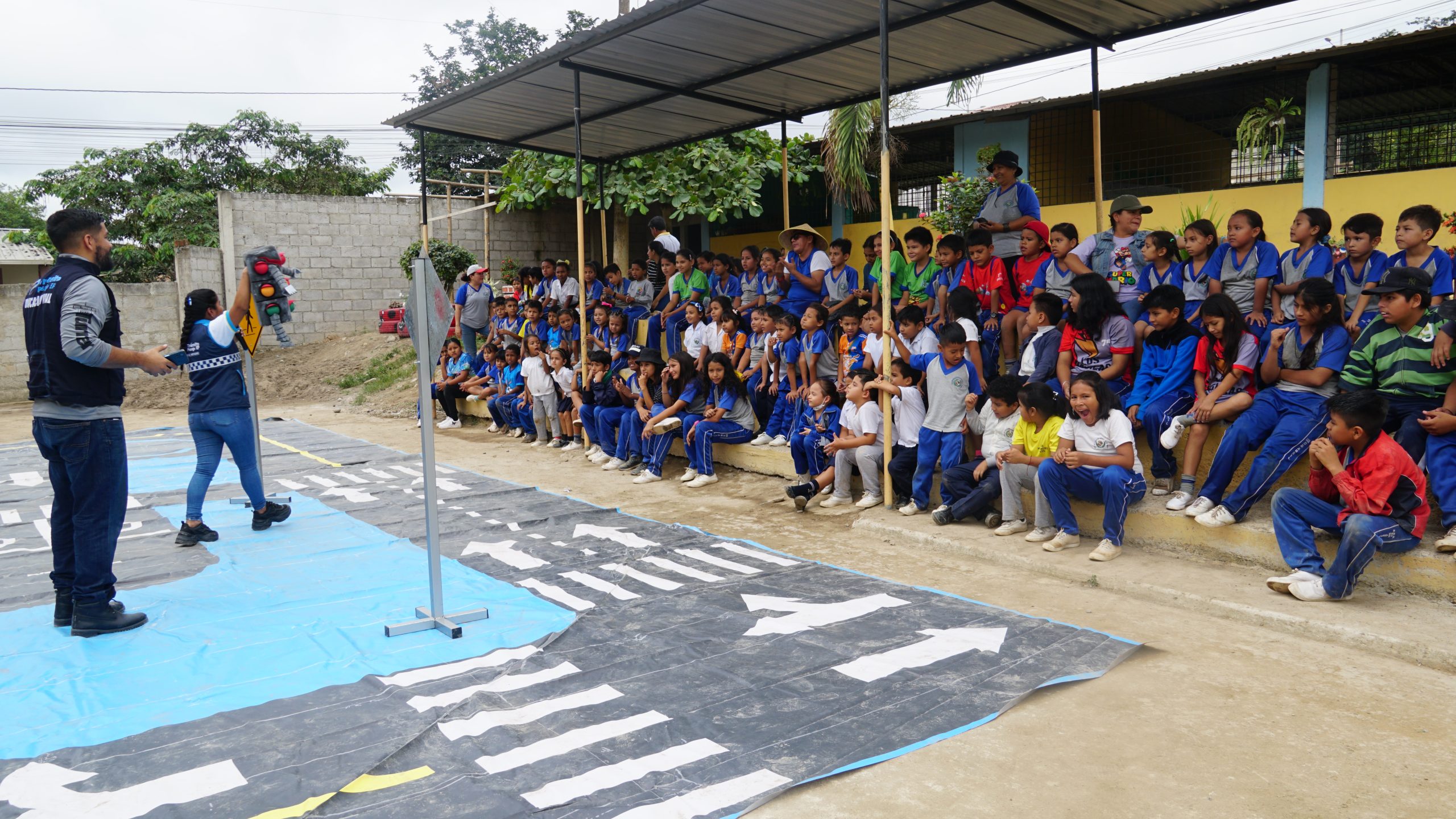 ESTUDIANTES DE LA ESCUELA 23 DE ABRIL APRENDIERON EDUCACIÓN Y SEGURIDAD ...